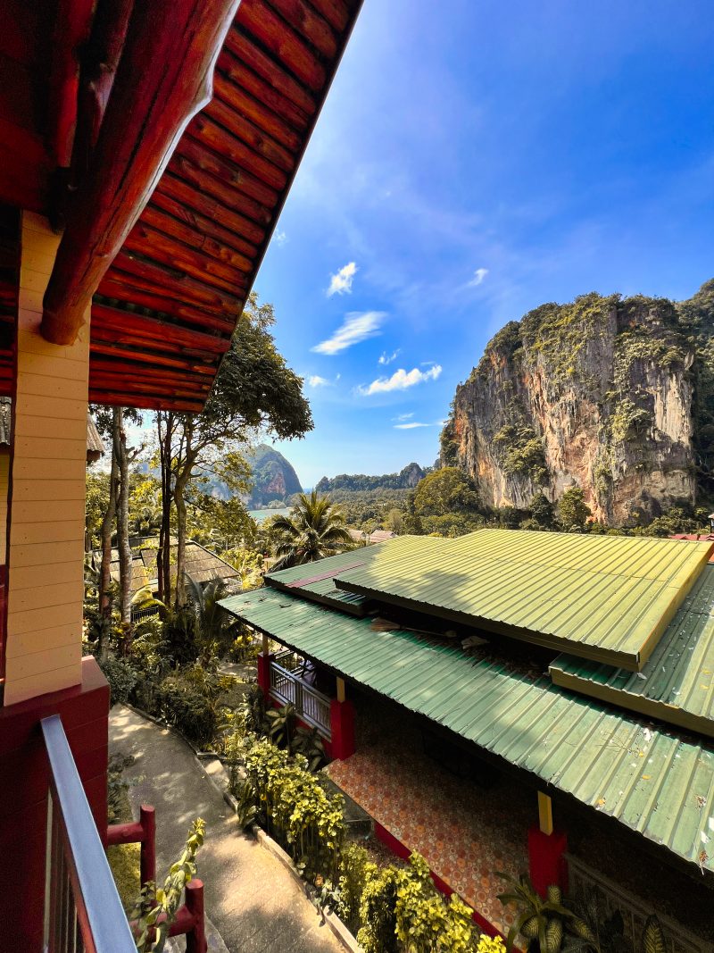 Railay Beach: How To Avoid The Crowds (6+ Things To Do)